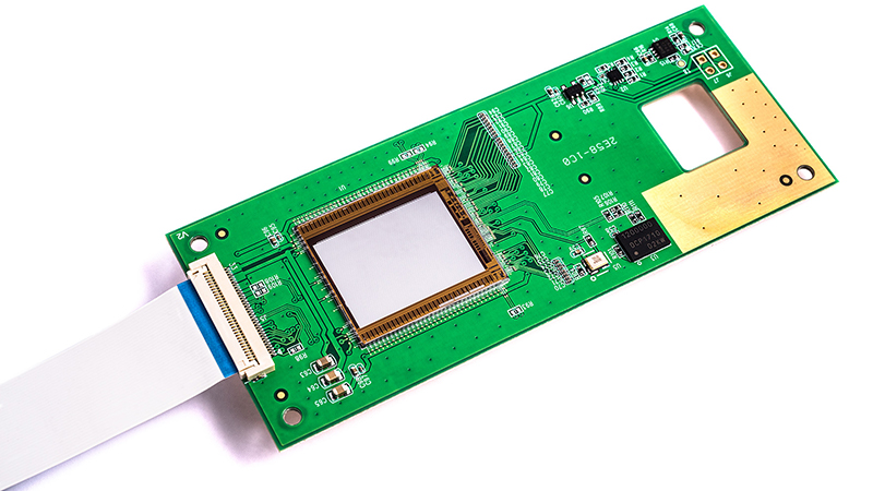 Raman-on-chip for high-throughput, high-resolution handheld ...