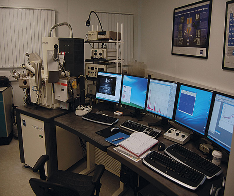 Integrated analytical techniques for the characterisation of ...